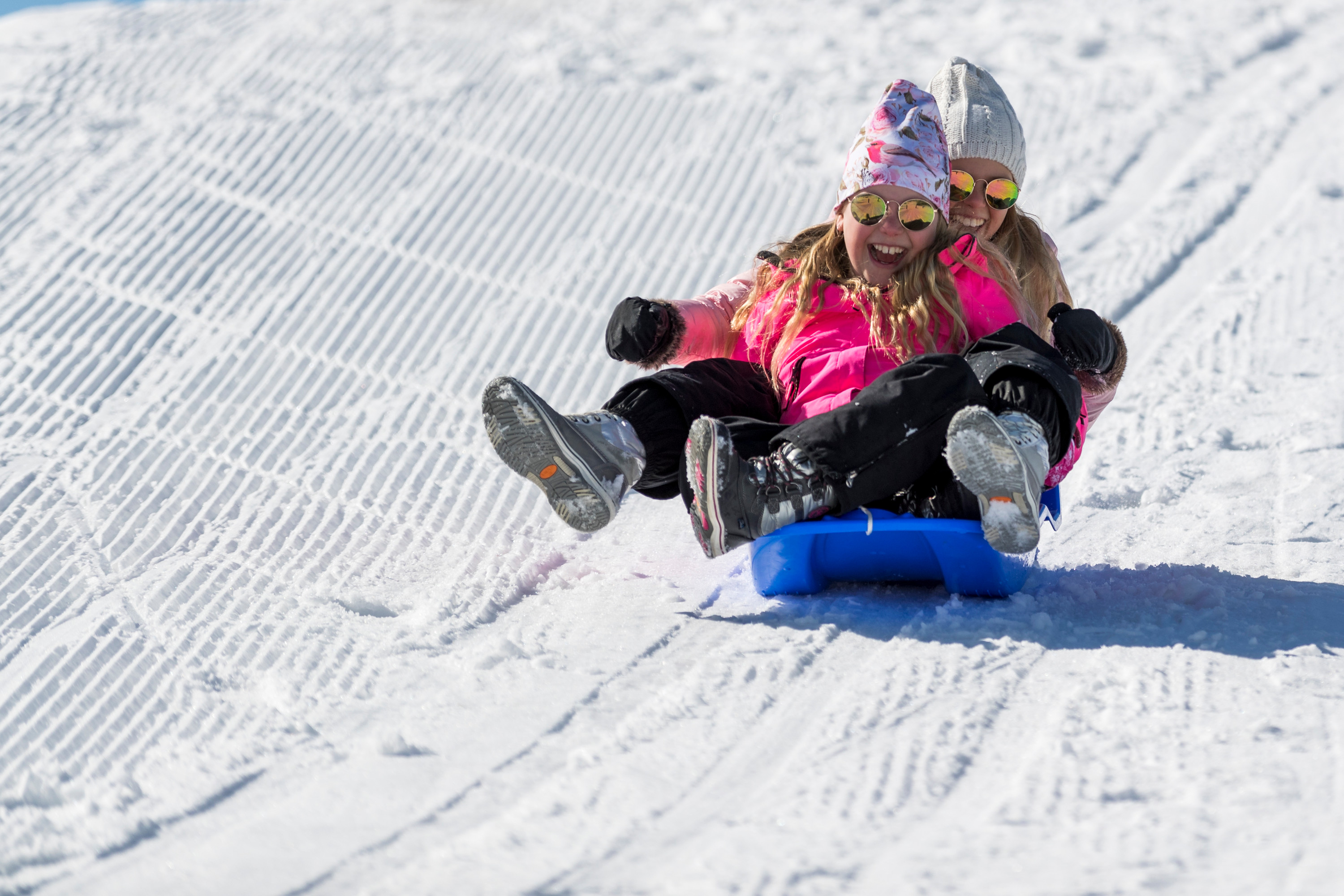 Orsa Grönklitts Pulkabacke – Vinterkul för Familjen