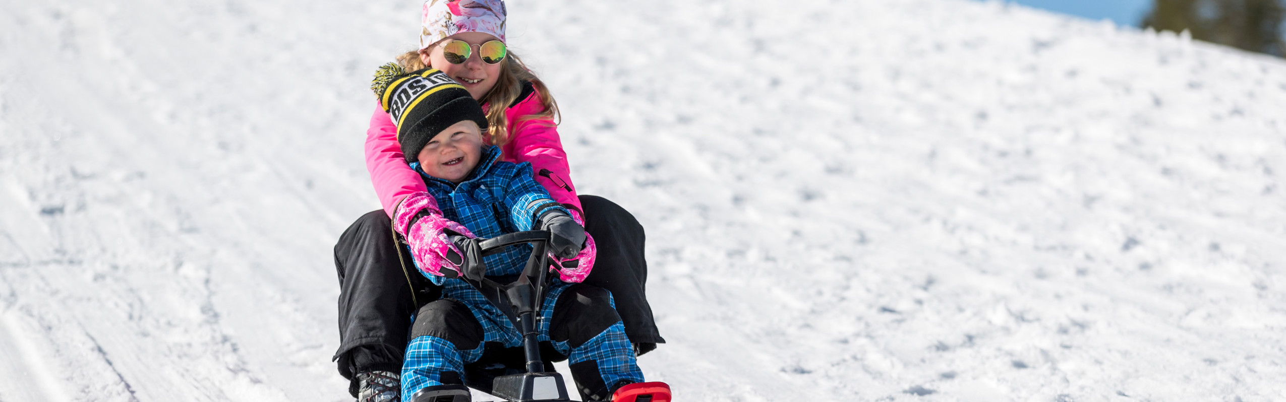 Orsa Grönklitts Pulkabacke – Vinterkul för Familjen